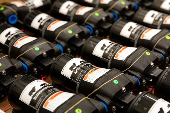 NLR Vest :: nSilo Syreutstyr